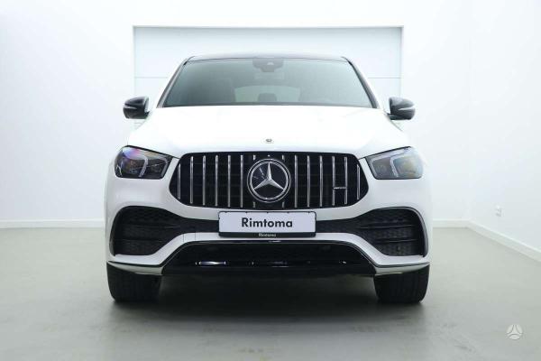 White Mercedes-Benz GLE 53 AMG 2021 in Vilnius, with an engine capacity of 3.00 L and mileage of 113 thousand km for 59990 €, photo 6 on AUTOMOTO.COM.LV