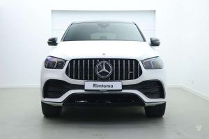 White Mercedes-Benz GLE 53 AMG 2021 in Vilnius, with an engine capacity of 3.00 L and mileage of 113 thousand km for 59990 €, photo 7 on AUTOMOTO.COM.LV