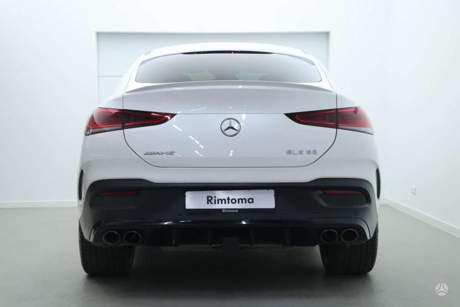 White Mercedes-Benz GLE 53 AMG 2021 in Vilnius, with an engine capacity of 3.00 L and mileage of 113 thousand km for 59990 €, photo 8 on AUTOMOTO.COM.LV