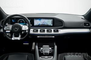 Белый Мерседес GLE 53 AMG 2022 в Таллин, объемом двигателя 3.00 л и пробегом 28 тыс. км за 78999 €, фото 3 на AUTOMOTO.COM.LV