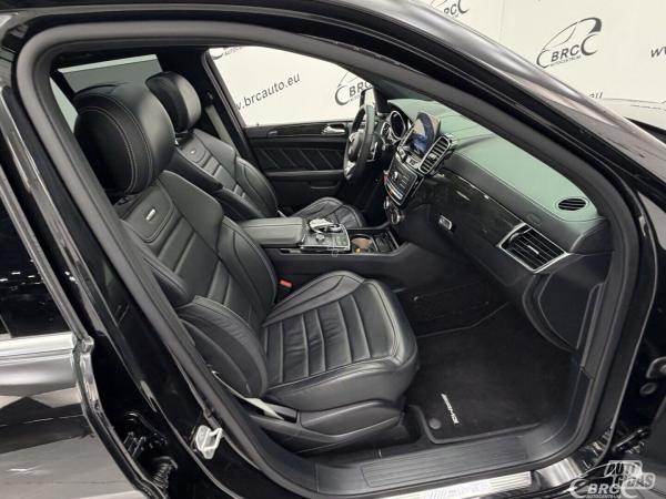 Black Mercedes-Benz GLE 63 AMG 2016 in Avizieniai, with an engine capacity of 5.50 L and mileage of 187 thousand km for 40900 €, photo 5 on AUTOMOTO.COM.LV