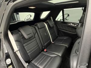 Black Mercedes-Benz GLE 63 AMG 2016 in Avizieniai, with an engine capacity of 5.50 L and mileage of 187 thousand km for 40900 €, photo 13 on AUTOMOTO.COM.LV