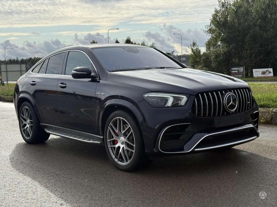 Blue Mercedes-Benz GLE 63 AMG 2021 in Panevezys, with an engine capacity of 3.98 L and mileage of 72 thousand km for 68900 €, photo 12 on AUTOMOTO.COM.LV
