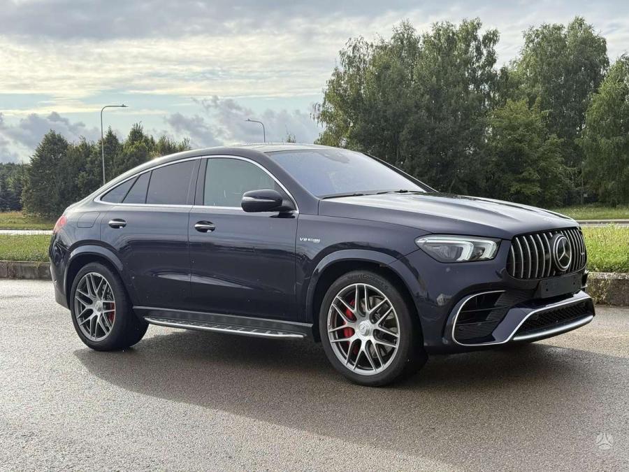 Blue Mercedes-Benz GLE 63 AMG 2021 in Panevezys, with an engine capacity of 3.98 L and mileage of 72 thousand km for 68900 €, photo 13 on AUTOMOTO.COM.LV
