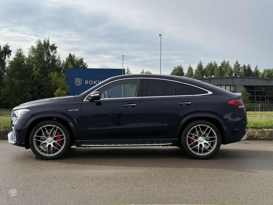 Blue Mercedes-Benz GLE 63 AMG 2021 in Panevezys, with an engine capacity of 3.98 L and mileage of 72 thousand km for 68900 €, photo 15 on AUTOMOTO.COM.LV