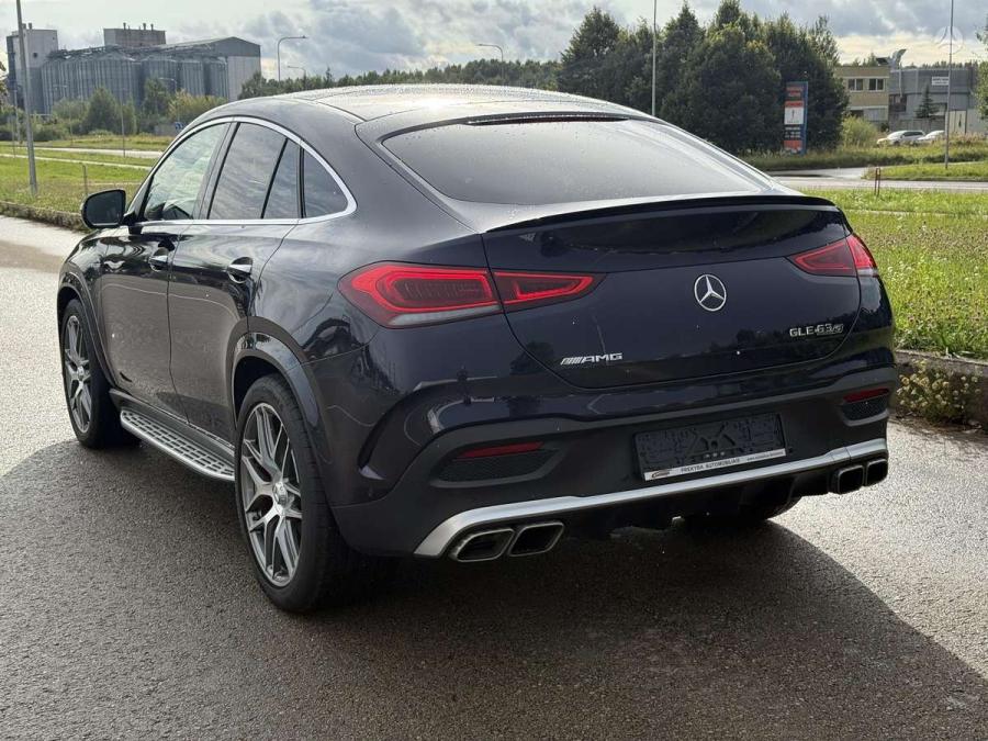 Blue Mercedes-Benz GLE 63 AMG 2021 in Panevezys, with an engine capacity of 3.98 L and mileage of 72 thousand km for 68900 €, photo 19 on AUTOMOTO.COM.LV