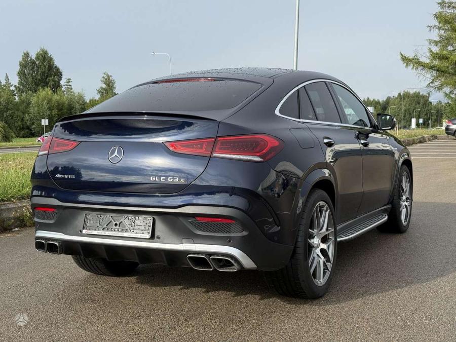 Blue Mercedes-Benz GLE 63 AMG 2021 in Panevezys, with an engine capacity of 3.98 L and mileage of 72 thousand km for 68900 €, photo 20 on AUTOMOTO.COM.LV