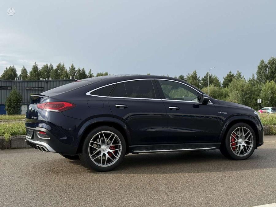 Blue Mercedes-Benz GLE 63 AMG 2021 in Panevezys, with an engine capacity of 3.98 L and mileage of 72 thousand km for 68900 €, photo 23 on AUTOMOTO.COM.LV