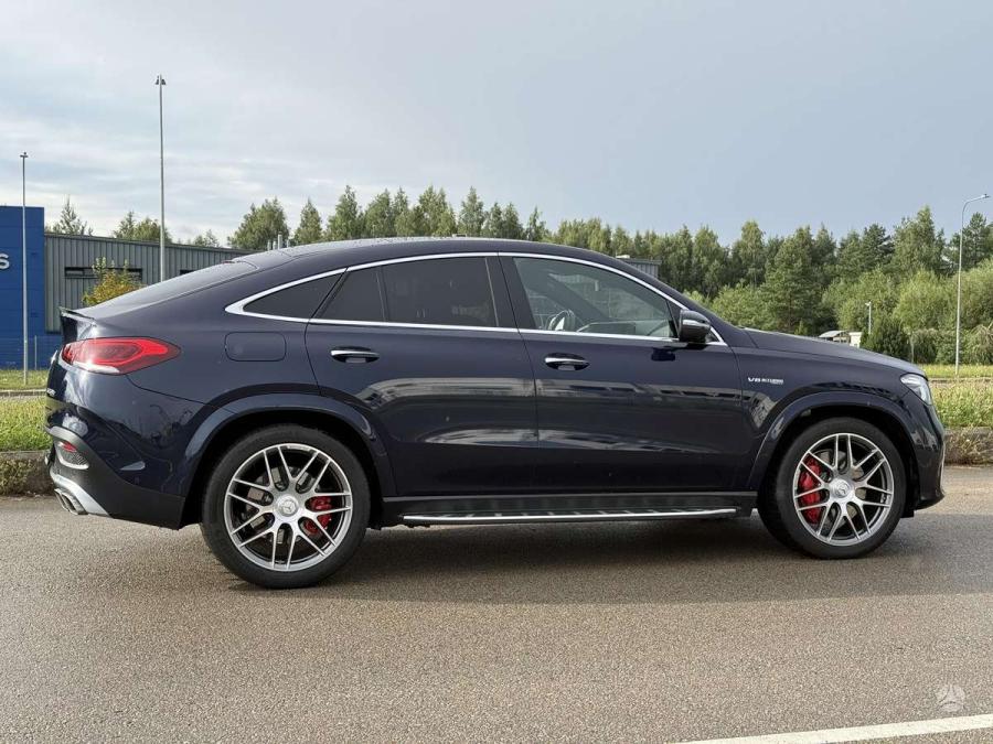 Blue Mercedes-Benz GLE 63 AMG 2021 in Panevezys, with an engine capacity of 3.98 L and mileage of 72 thousand km for 68900 €, photo 24 on AUTOMOTO.COM.LV