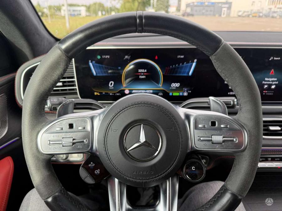 Blue Mercedes-Benz GLE 63 AMG 2021 in Panevezys, with an engine capacity of 3.98 L and mileage of 72 thousand km for 68900 €, photo 35 on AUTOMOTO.COM.LV