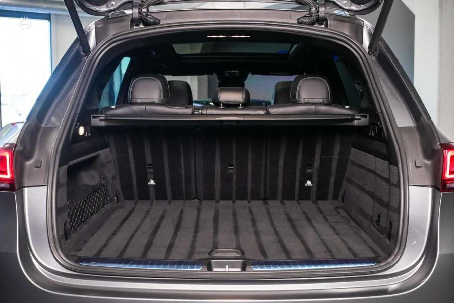 Grey Mercedes-Benz GLE 63 AMG 2021 in Marijampole, with an engine capacity of 3.98 L and mileage of 86 thousand km for 92450 €, photo 15 on AUTOMOTO.COM.LV