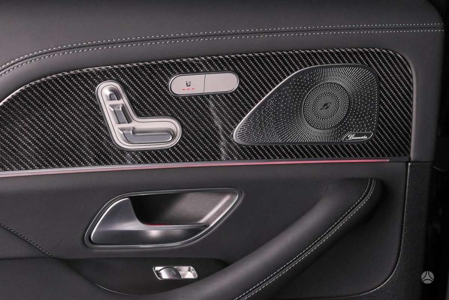 Grey Mercedes-Benz GLE 63 AMG 2021 in Marijampole, with an engine capacity of 3.98 L and mileage of 86 thousand km for 92450 €, photo 34 on AUTOMOTO.COM.LV