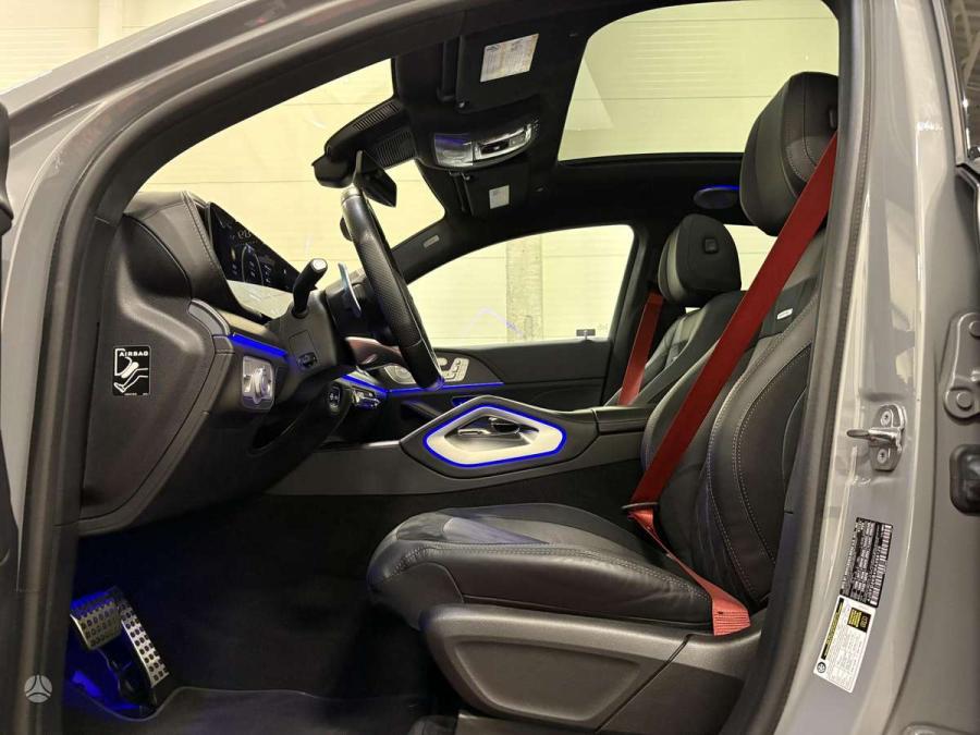 Grey Mercedes-Benz GLE 63 AMG 2021 in Vilnius, with an engine capacity of 3.98 L and mileage of 113 thousand km for 89999 €, photo 16 on AUTOMOTO.COM.LV