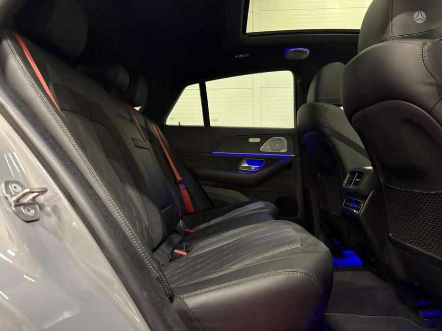 Grey Mercedes-Benz GLE 63 AMG 2021 in Vilnius, with an engine capacity of 3.98 L and mileage of 113 thousand km for 89999 €, photo 37 on AUTOMOTO.COM.LV