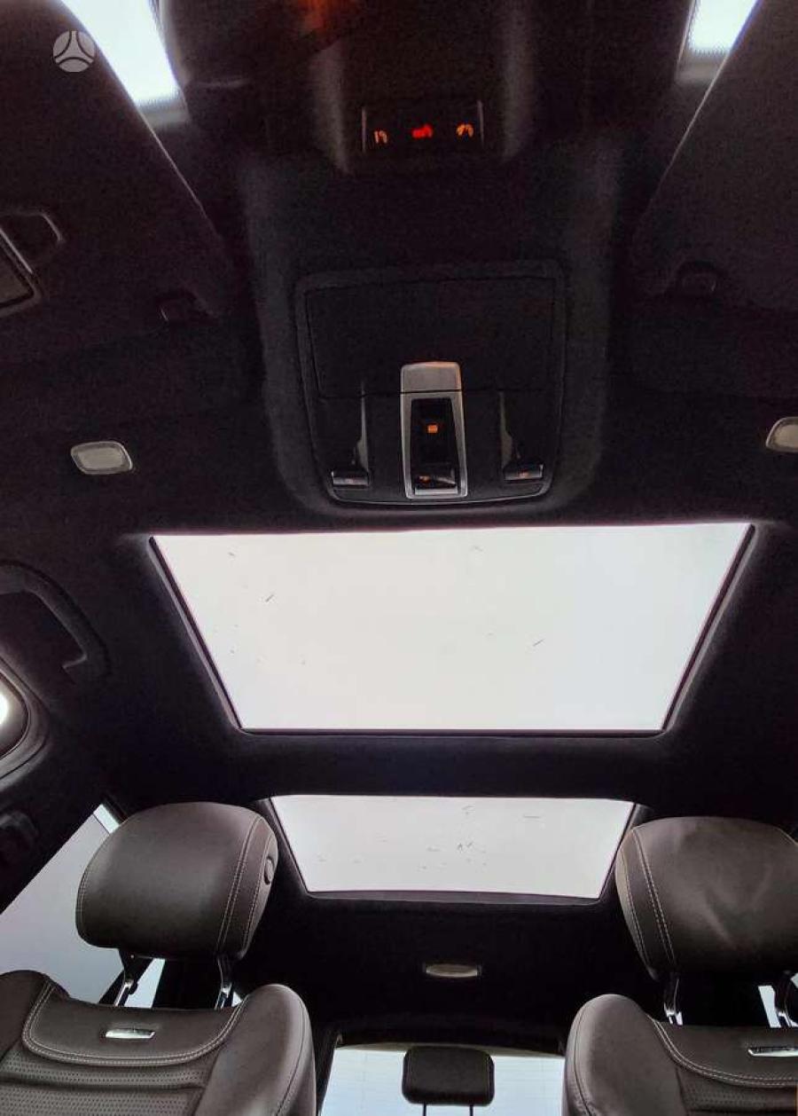 White Mercedes-Benz GLE 63 AMG 2015 in Tallinn, with an engine capacity of 5.46 L and mileage of 19 thousand km for 55000 €, photo 25 on AUTOMOTO.COM.LV