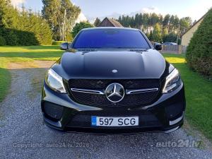 Melns Mercedes-Benz GLE-Class 2015 Rakvere, ar dzinēja tilpumu 3.00 L un nobraukumu 194 tūkst. km par 29000 €, foto  vietnē AUTOMOTO.COM.LV