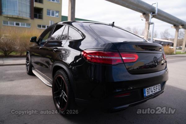 Black Mercedes-Benz GLE-Class 2017 in Tallinn, with an engine capacity of 3.00 L and mileage of 180 thousand km for 32000 €, photo 9 on AUTOMOTO.COM.LV