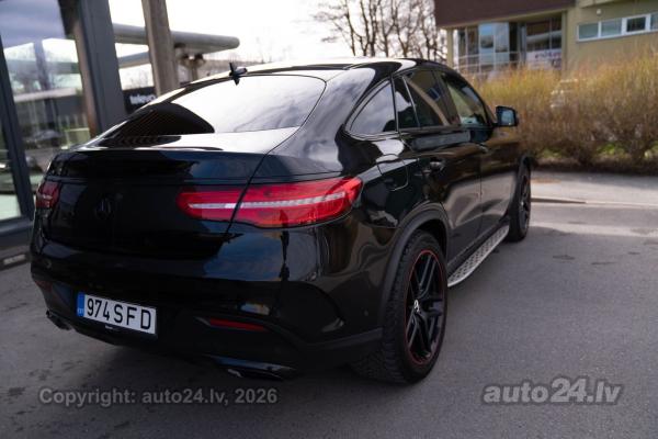 Black Mercedes-Benz GLE-Class 2017 in Tallinn, with an engine capacity of 3.00 L and mileage of 180 thousand km for 32000 €, photo 10 on AUTOMOTO.COM.LV