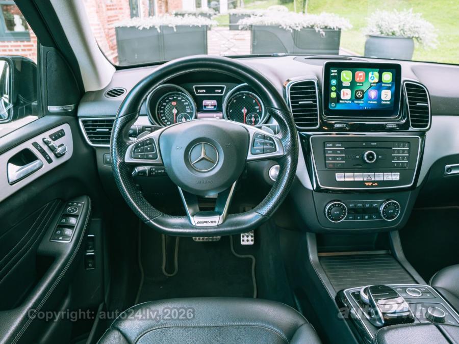 Melns Mercedes-Benz GLE-Class 2016 Tallina, ar dzinēja tilpumu 3.00 L un nobraukumu 166 tūkst. km par 31000 €, foto 12 vietnē AUTOMOTO.COM.LV