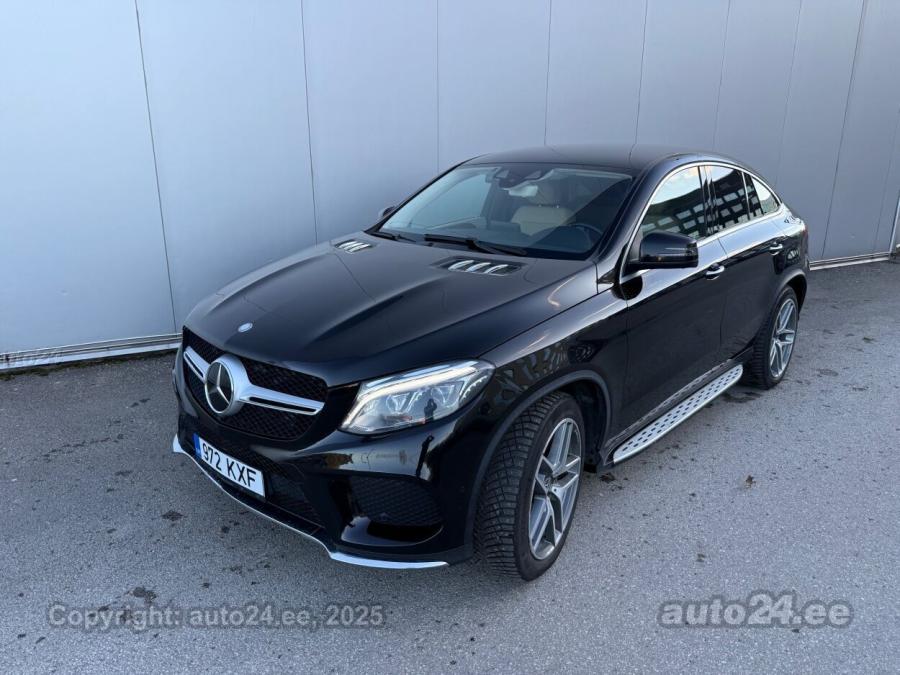 Black Mercedes-Benz GLE-Class 2017 in Tallinn, with an engine capacity of 3.00 L and mileage of 119 thousand km for 34500 €, photo 2 on AUTOMOTO.COM.LV