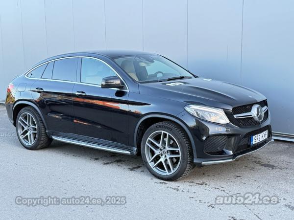 Melns Mercedes-Benz GLE-Class 2017 Tallina, ar dzinēja tilpumu 3.00 L un nobraukumu 119 tūkst. km par 34500 €, foto 11 vietnē AUTOMOTO.COM.LV