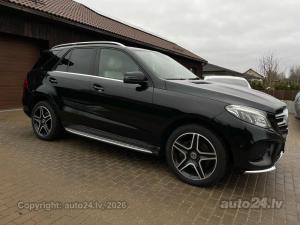 Black Mercedes-Benz GLE-Class 2017 in Tallinn, with an engine capacity of 3.00 L and mileage of 209 thousand km for 26500 €, photo  on AUTOMOTO.COM.LV