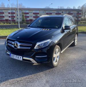 Melns Mercedes-Benz GLE-Class 2018 Tallina, ar dzinēja tilpumu 2.10 L un nobraukumu 277 tūkst. km par 24000 €, foto  vietnē AUTOMOTO.COM.LV