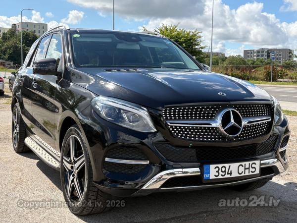 Black Mercedes-Benz GLE-Class 2018 in Parnu, with an engine capacity of 2.50 L and mileage of 176 thousand km for 35000 €, photo 1 on AUTOMOTO.COM.LV