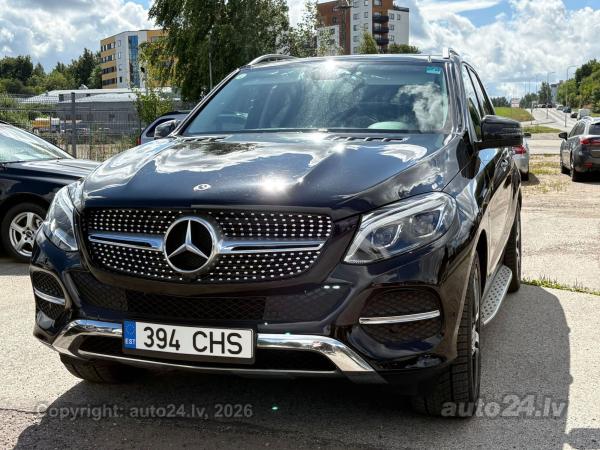 Black Mercedes-Benz GLE-Class 2018 in Parnu, with an engine capacity of 2.50 L and mileage of 176 thousand km for 35000 €, photo 4 on AUTOMOTO.COM.LV