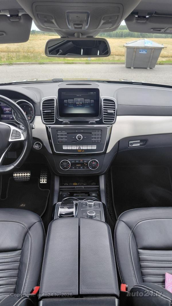 Mercedes-Benz GLE-Class 2018 Pelva vietnē Melns Mercedes-Benz GLE-Class 2018 Pelva, ar dzinēja tilpumu 3.00 L un nobraukumu 155 tūkst. km par 34600 €, foto 10 vietnē AUTOMOTO.COM.LV