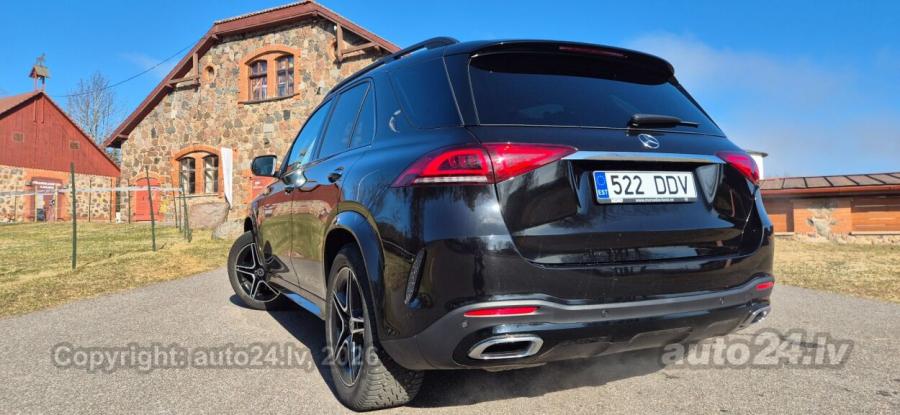 Melns Mercedes-Benz GLE-Class 2019 Tartu, ar dzinēja tilpumu 2.00 L un nobraukumu 131 tūkst. km par 39900 €, foto 4 vietnē AUTOMOTO.COM.LV
