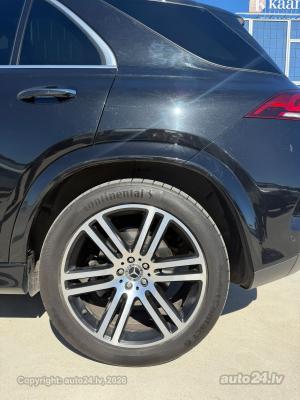 Melns Mercedes-Benz GLE-Class 2019 Tallina, ar dzinēja tilpumu 2.00 L un nobraukumu 95 tūkst. km par 39900 €, foto 7 vietnē AUTOMOTO.COM.LV