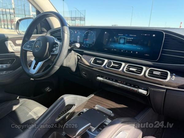 Melns Mercedes-Benz GLE-Class 2019 Tallina, ar dzinēja tilpumu 2.00 L un nobraukumu 95 tūkst. km par 39900 €, foto 8 vietnē AUTOMOTO.COM.LV
