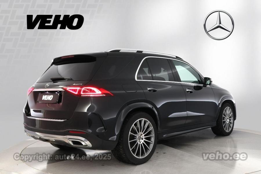 Melns Mercedes-Benz GLE-Class 2020 Tallina, ar dzinēja tilpumu 2.90 L un nobraukumu 133 tūkst. km par 52900 €, foto 3 vietnē AUTOMOTO.COM.LV