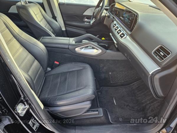 Melns Mercedes-Benz GLE-Class 2020 Paide, ar dzinēja tilpumu 2.00 L un nobraukumu 219 tūkst. km par 35700 €, foto 11 vietnē AUTOMOTO.COM.LV