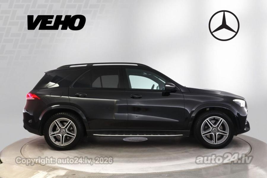 Melns Mercedes-Benz GLE-Class 2020 Tallina, ar dzinēja tilpumu 2.90 L un nobraukumu 96 tūkst. km par 51500 €, foto 2 vietnē AUTOMOTO.COM.LV