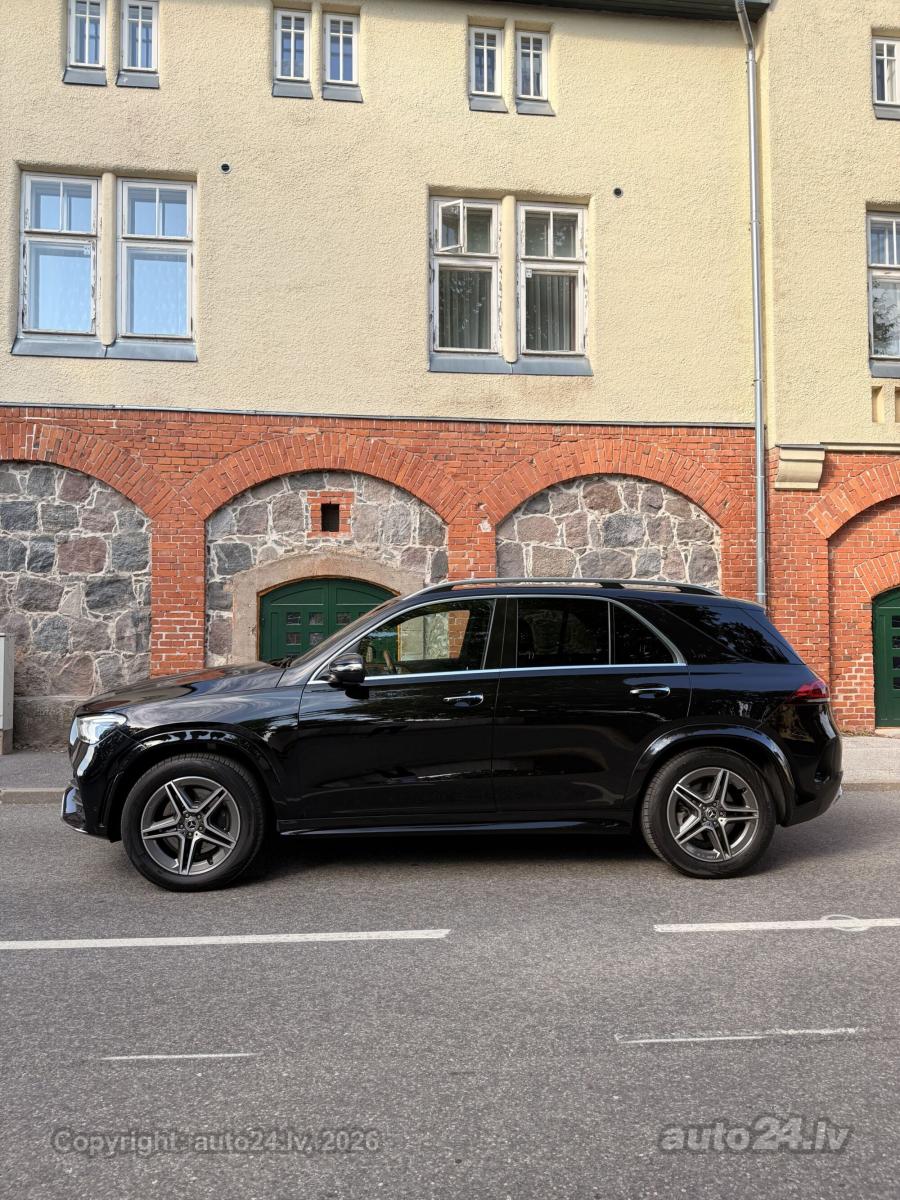 Black Mercedes-Benz GLE-Class 2020 in Tartu, with an engine capacity of 2.90 L and mileage of 186 thousand km for 44900 €, photo 7 on AUTOMOTO.COM.LV