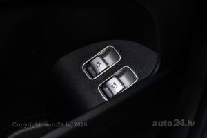 Melns Mercedes-Benz GLE-Class 2020 Tallina, ar dzinēja tilpumu 2.90 L un nobraukumu 89 tūkst. km par 59900 €, foto 15 vietnē AUTOMOTO.COM.LV