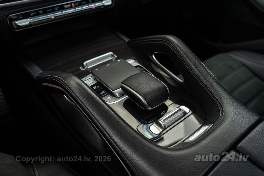 Melns Mercedes-Benz GLE-Class 2020 Tallina, ar dzinēja tilpumu 2.90 L un nobraukumu 89 tūkst. km par 59900 €, foto 17 vietnē AUTOMOTO.COM.LV