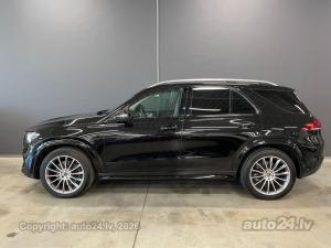 Melns Mercedes-Benz GLE-Class 2021 Tallina, ar dzinēja tilpumu 2.90 L un nobraukumu 73 tūkst. km par 57900 €, foto 2 vietnē AUTOMOTO.COM.LV