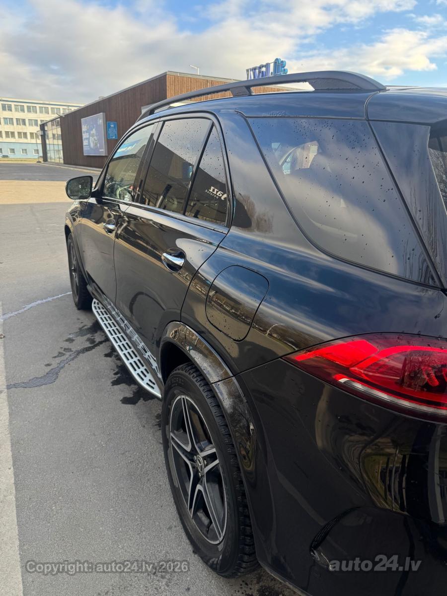 Black Mercedes-Benz GLE-Class 2021 in Tallinn, with an engine capacity of 2.00 L and mileage of 78 thousand km for 55900 €, photo 16 on AUTOMOTO.COM.LV