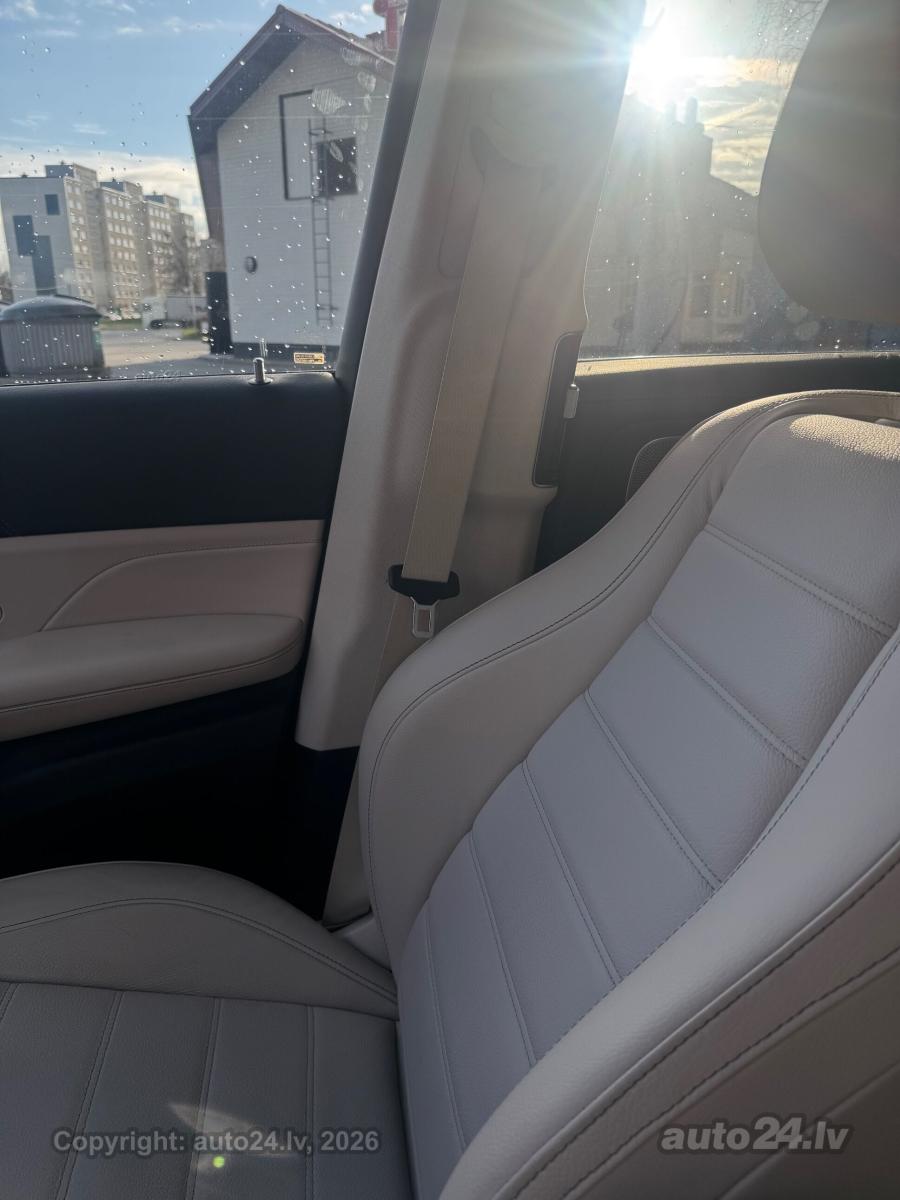 Melns Mercedes-Benz GLE-Class 2021 Tallina, ar dzinēja tilpumu 2.00 L un nobraukumu 78 tūkst. km par 55900 €, foto 9 vietnē AUTOMOTO.COM.LV