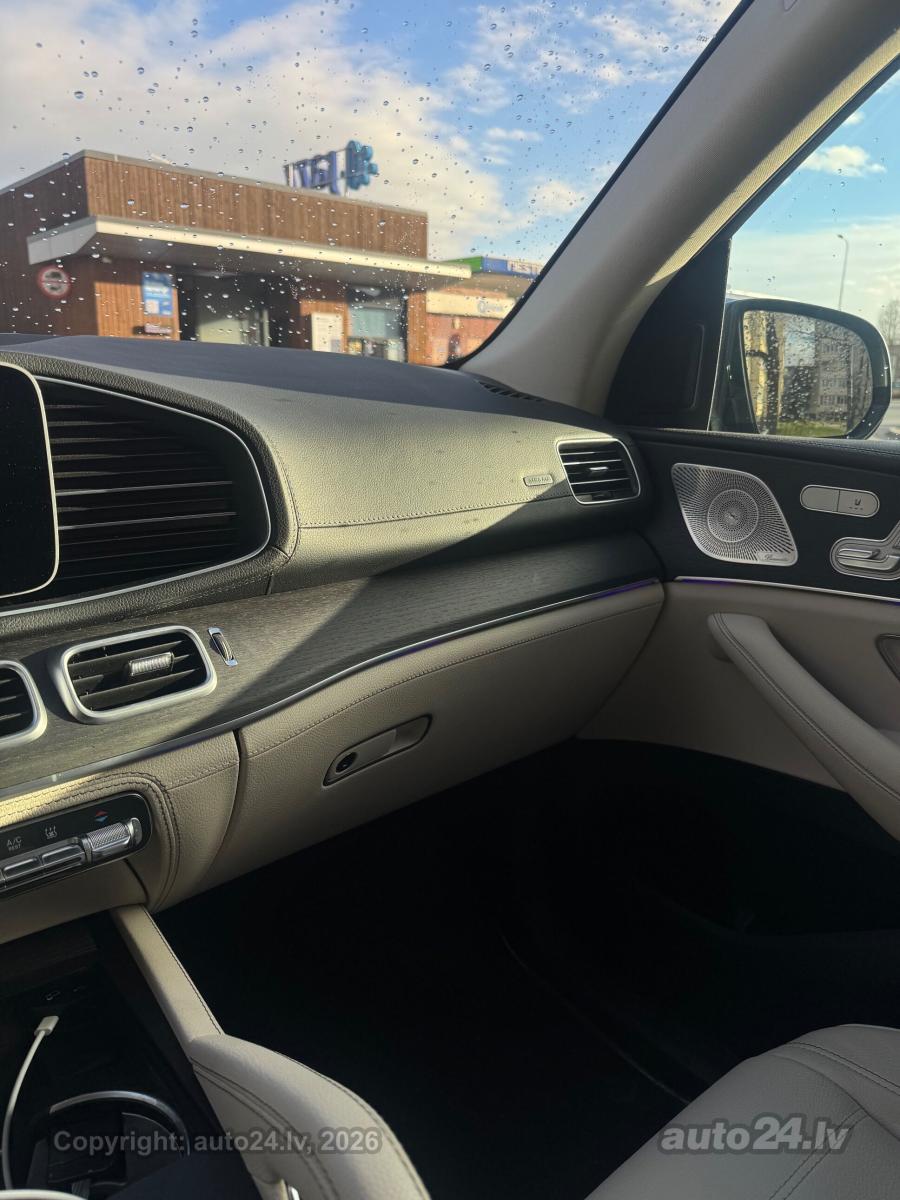 Melns Mercedes-Benz GLE-Class 2021 Tallina, ar dzinēja tilpumu 2.00 L un nobraukumu 78 tūkst. km par 55900 €, foto 12 vietnē AUTOMOTO.COM.LV