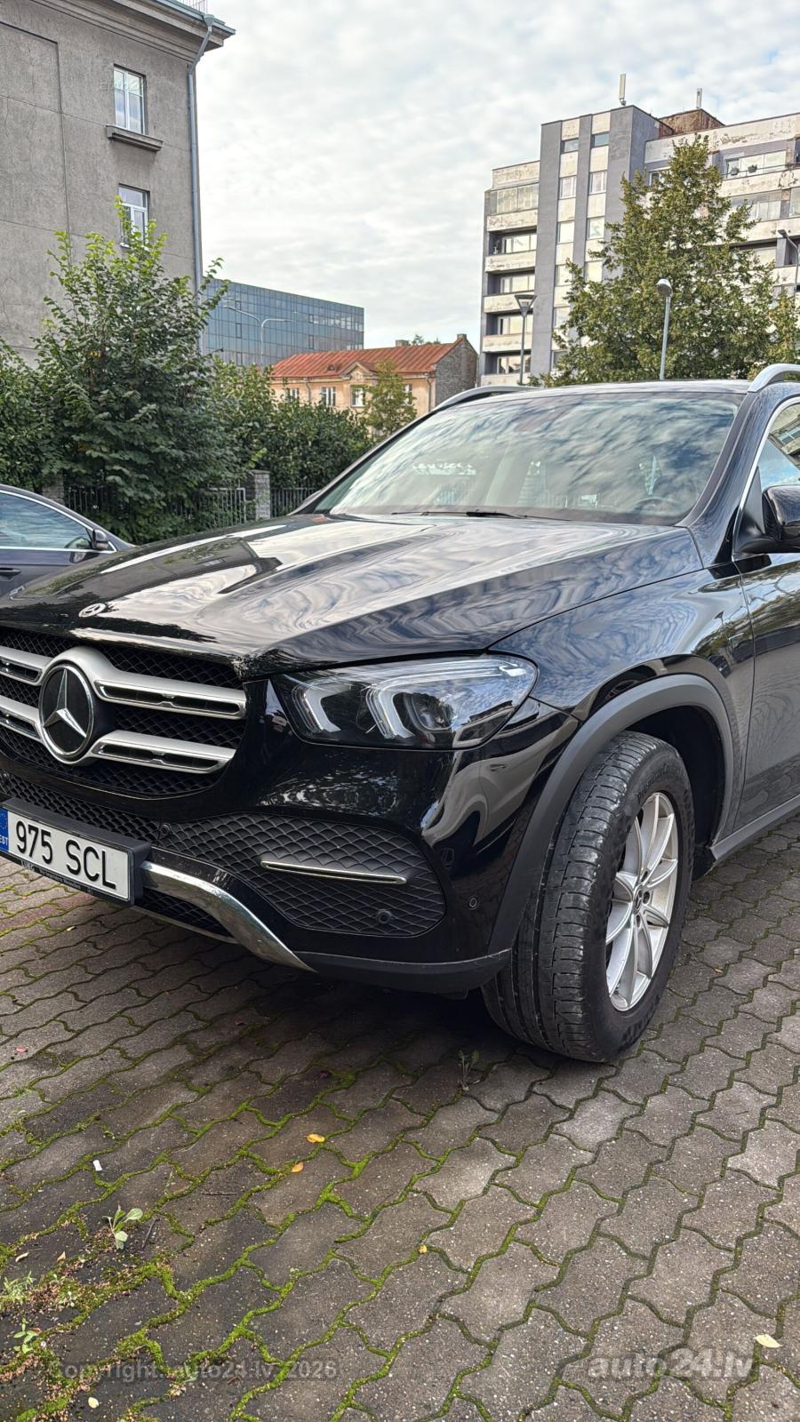 Black Mercedes-Benz GLE-Class 2021 in Tallinn, with an engine capacity of 2.00 L and mileage of 209 thousand km for 45000 €, photo 3 on AUTOMOTO.COM.LV