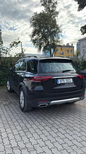 Black Mercedes-Benz GLE-Class 2021 in Tallinn, with an engine capacity of 2.00 L and mileage of 209 thousand km for 45000 €, photo 4 on AUTOMOTO.COM.LV