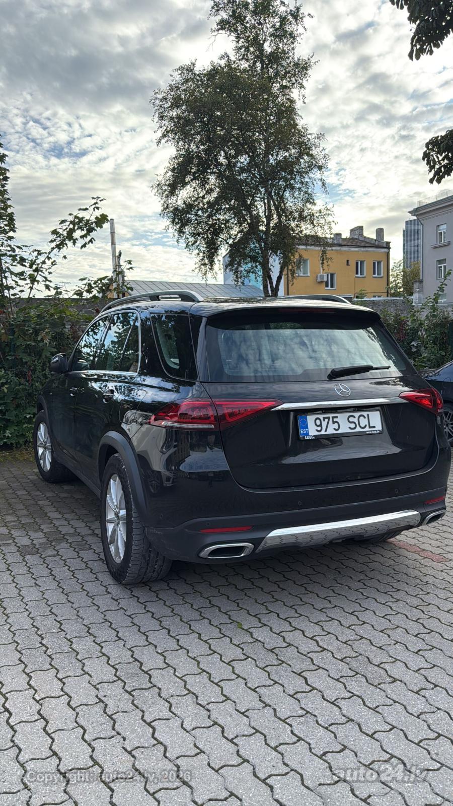 Black Mercedes-Benz GLE-Class 2021 in Tallinn, with an engine capacity of 2.00 L and mileage of 209 thousand km for 45000 €, photo 4 on AUTOMOTO.COM.LV