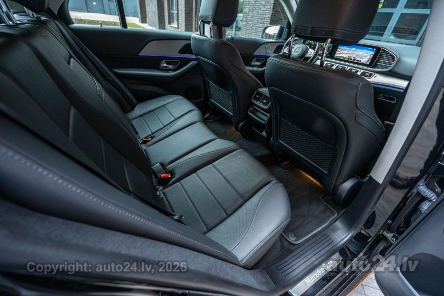 Melns Mercedes-Benz GLE-Class 2021 Rīga, ar dzinēja tilpumu 1.99 L un nobraukumu 60 tūkst. km par 51000 €, foto 17 vietnē AUTOMOTO.COM.LV