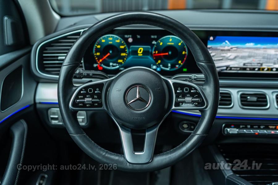 Melns Mercedes-Benz GLE-Class 2021 Rīga, ar dzinēja tilpumu 1.99 L un nobraukumu 60 tūkst. km par 51000 €, foto 19 vietnē AUTOMOTO.COM.LV