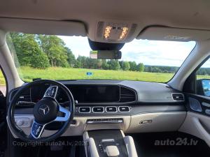 Black Mercedes-Benz GLE-Class 2021 in Tallinn, with an engine capacity of 2.90 L and mileage of 141 thousand km for 56900 €, photo 12 on AUTOMOTO.COM.LV