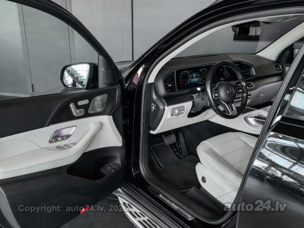 Черный Мерседес ГЛЕ-Класс 2021 в Таллин, объемом двигателя 2.00 л и пробегом 93 тыс. км за 53900 €, фото 8 на AUTOMOTO.COM.LV